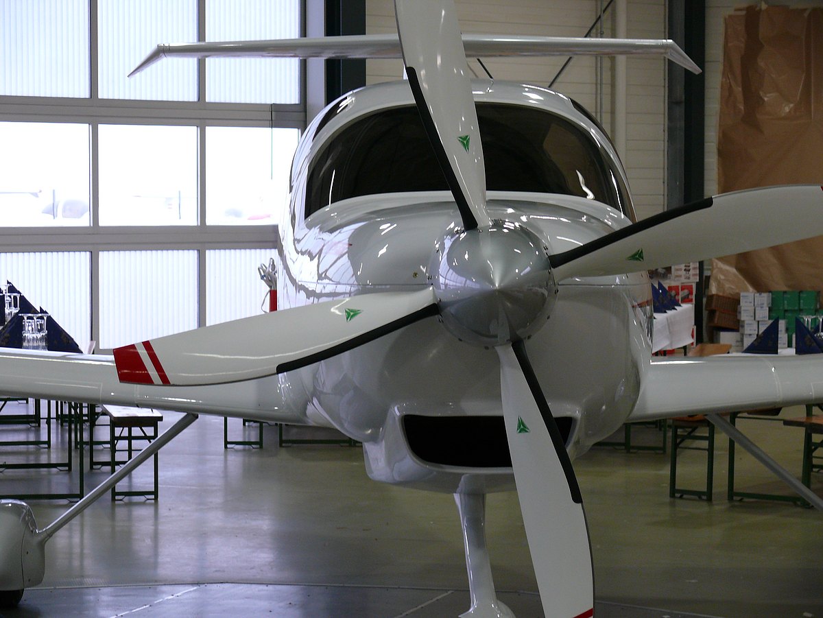 DA50 Super Star - Diamond Aircraft Industries