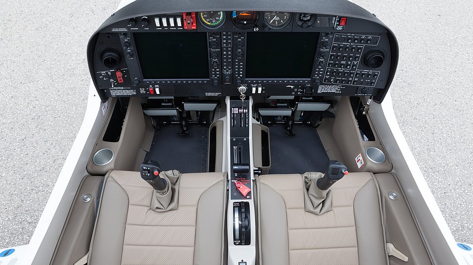DA40 Series – Airborne innovation - Diamond Aircraft Industries