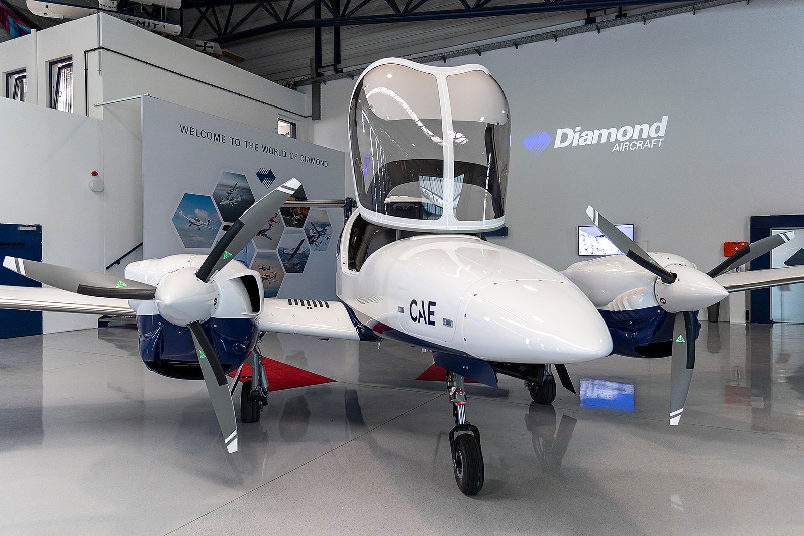 Diamond Aircraft Completes Major DA42 Fleet Delivery to CAE, Signs ...
