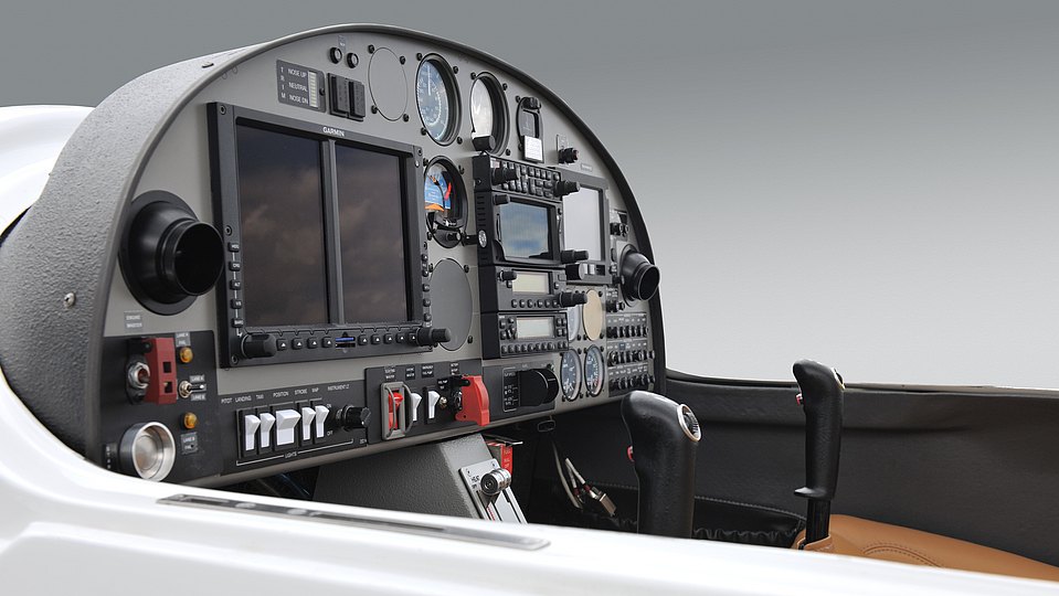 DA20 Series – Space, Speed and Style - Diamond Aircraft Industries