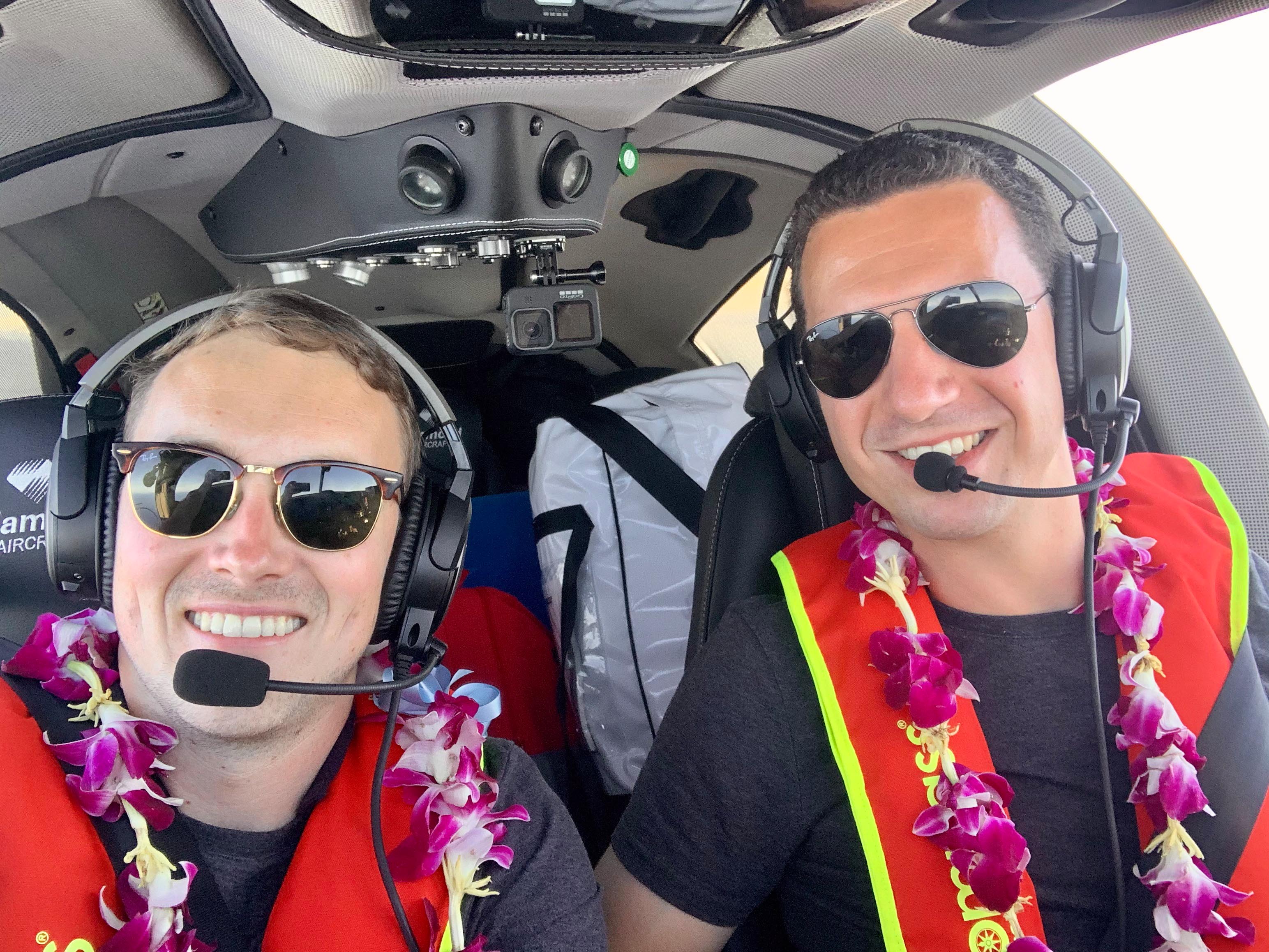 A DA50 RG Flight over the Pacific - Diamond Aircraft Industries