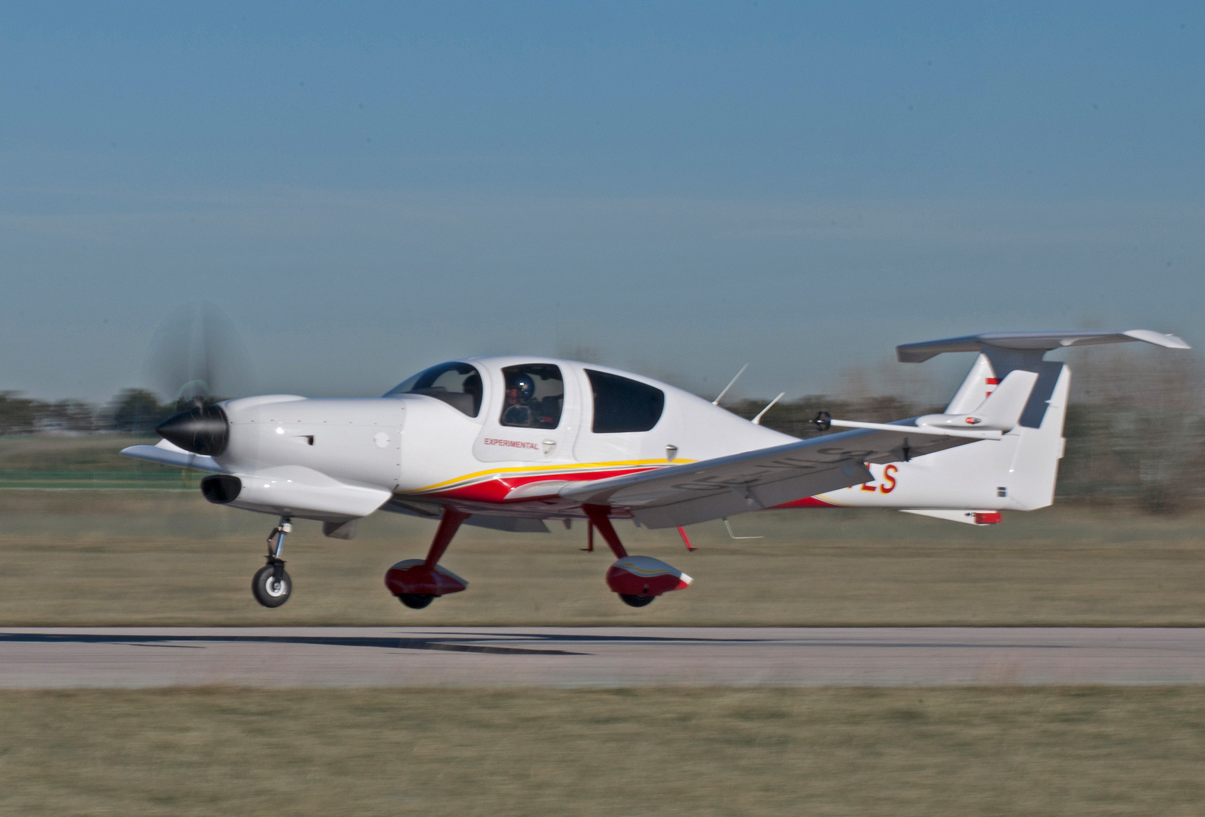 The Story of the DA50 RG - Diamond Aircraft Industries