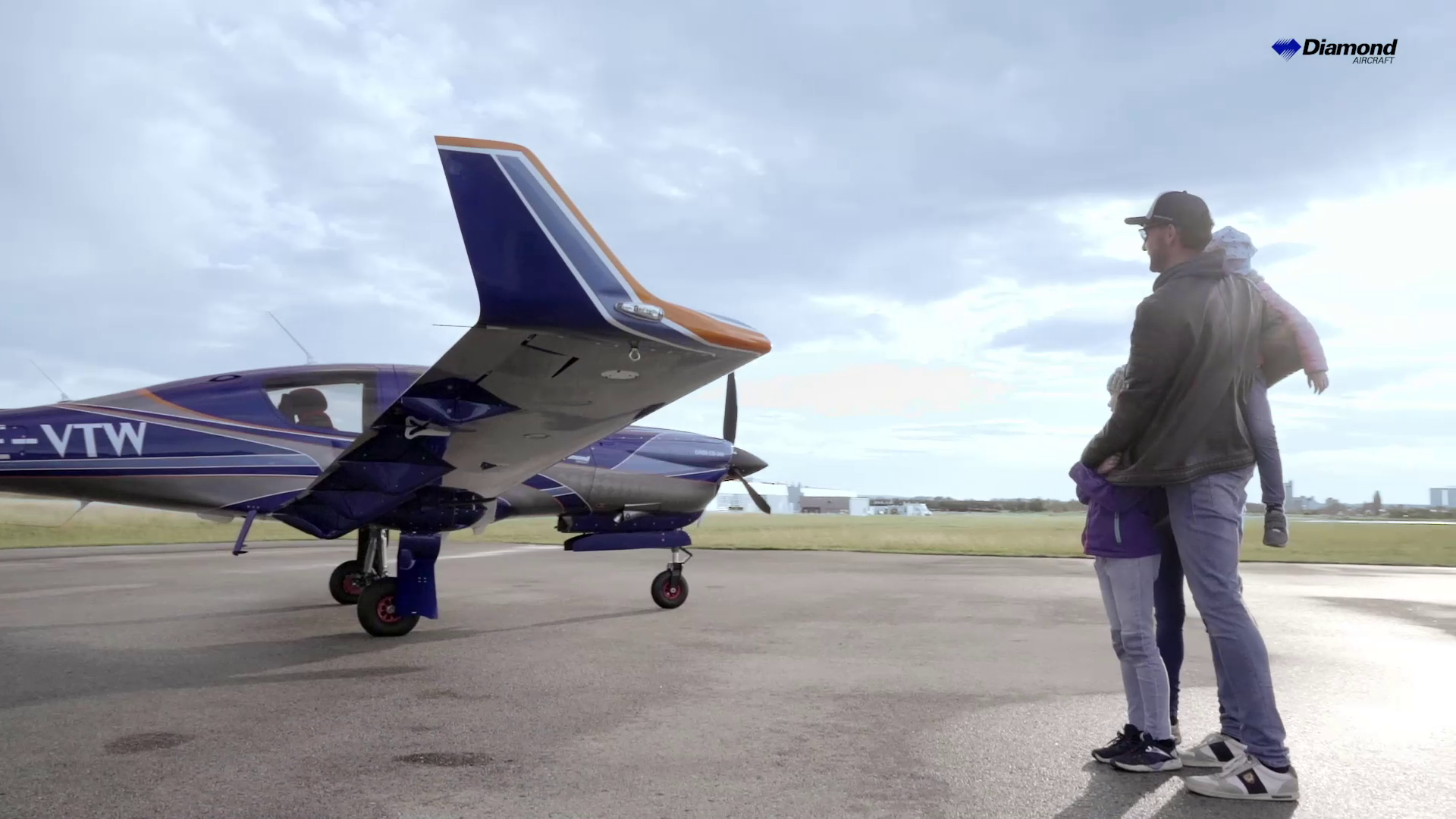 The Story of the DA50 RG - Diamond Aircraft Industries