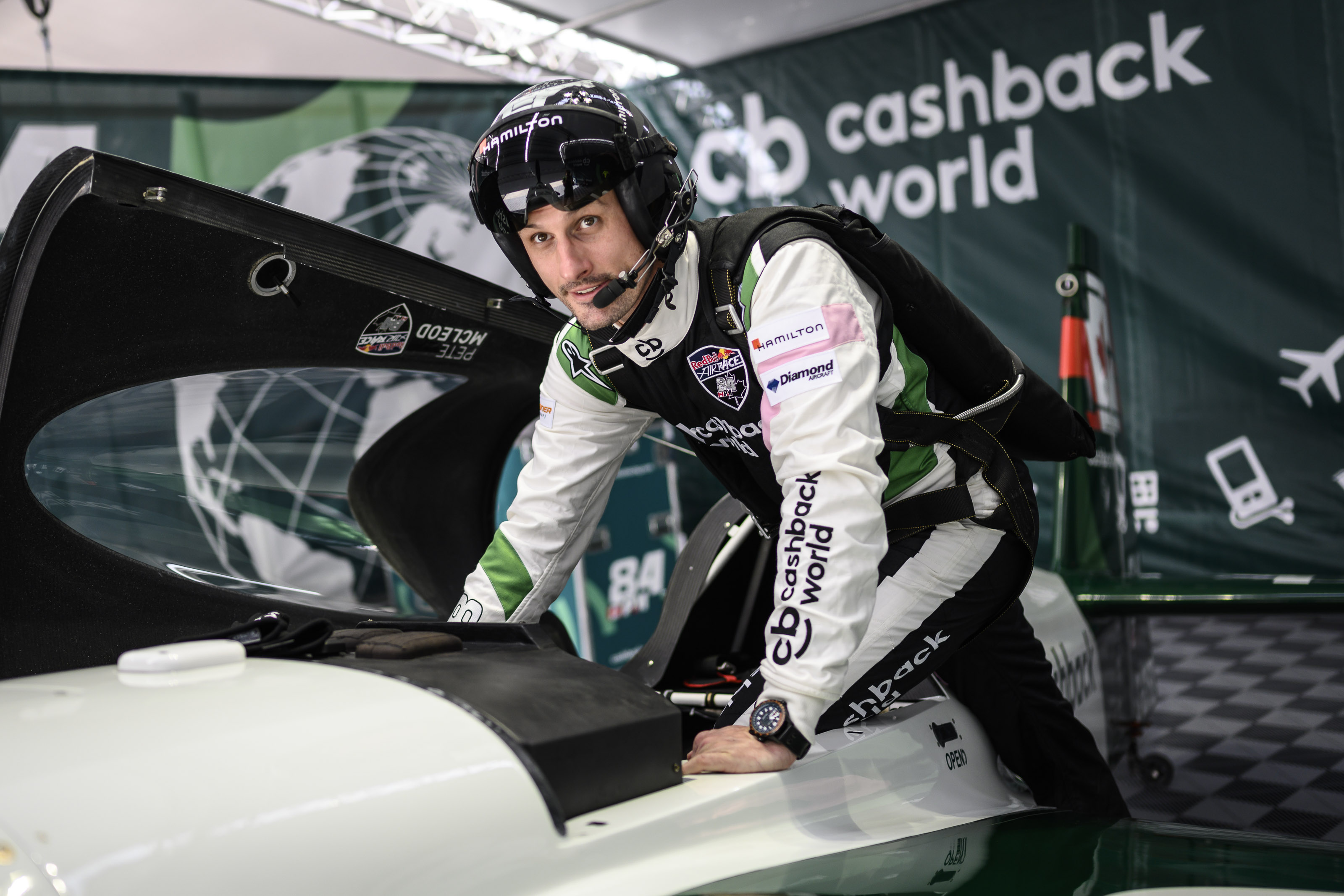 Red Bull Air Race Pilot Pete McLeod flies with Diamond Aircraft ...