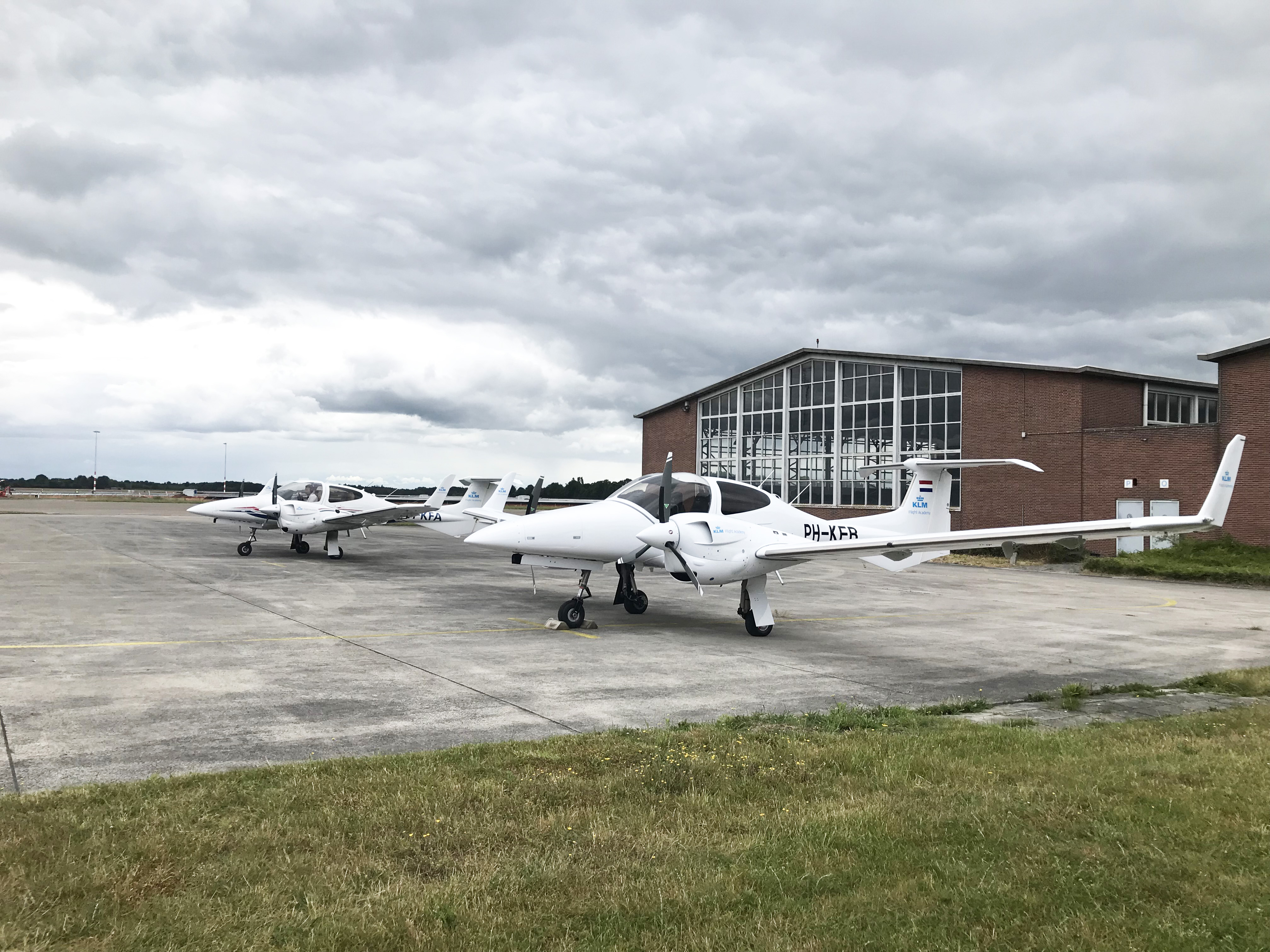 KLM Flight Academy Trainiert Mit Diamond DA42 VI Diamond Aircraft KLM Flight Academy Trainiert Mit Diamond DA42 VI Diamond Aircraft