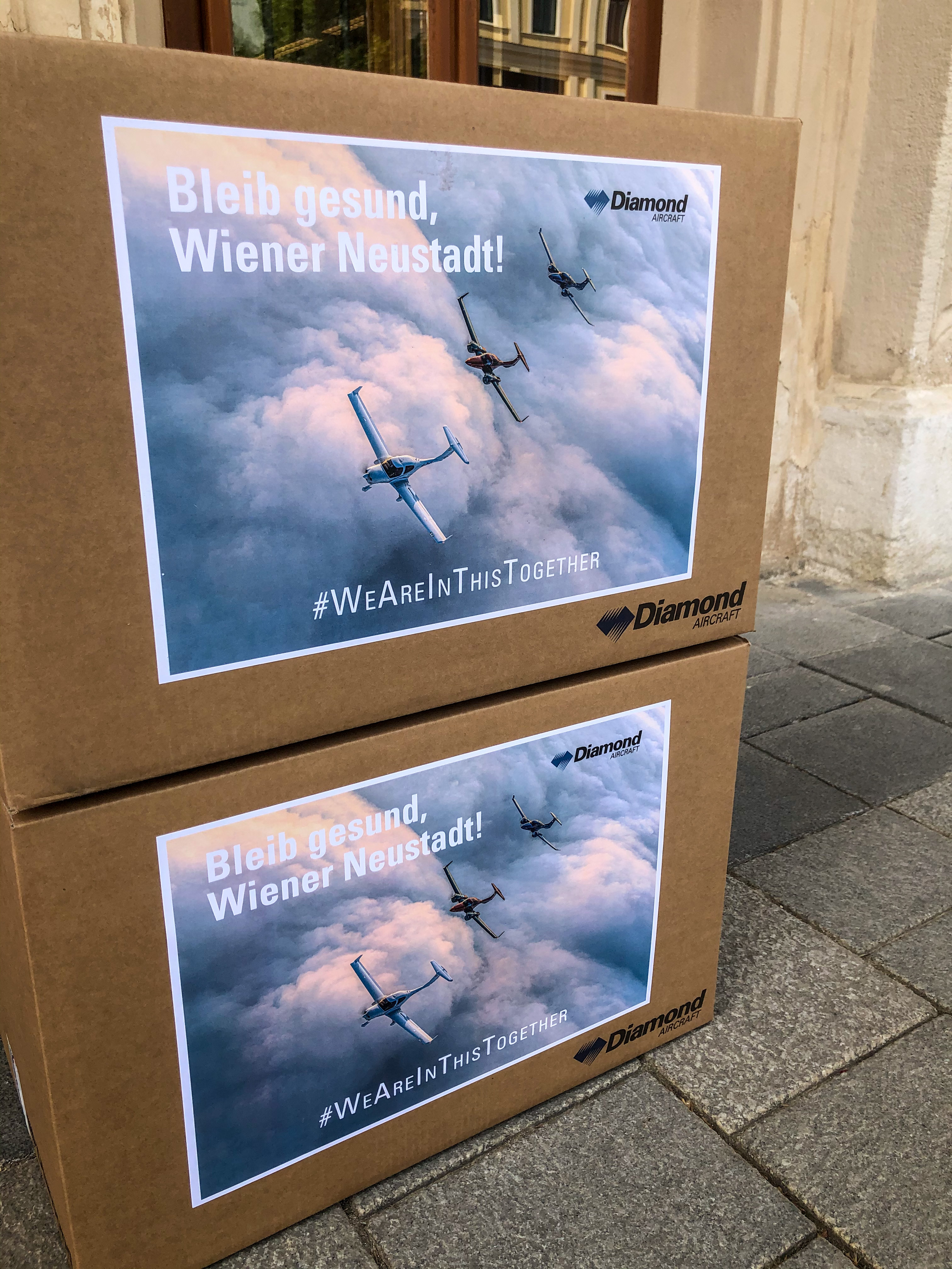 Face Masks for local merchants - Diamond Aircraft Industries