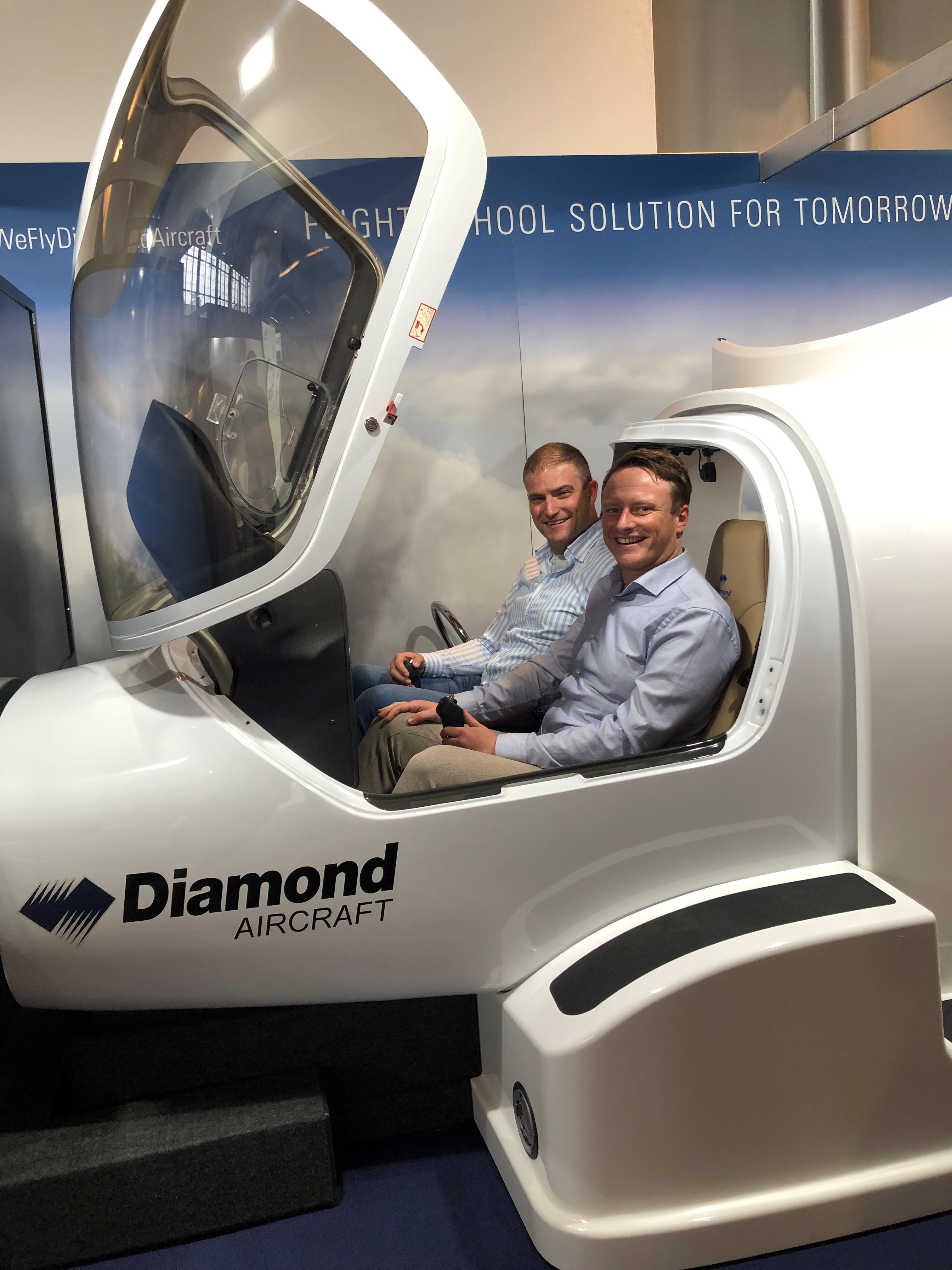 Skywings Flight Training increases Diamond Aircraft fleet - Diamond ...