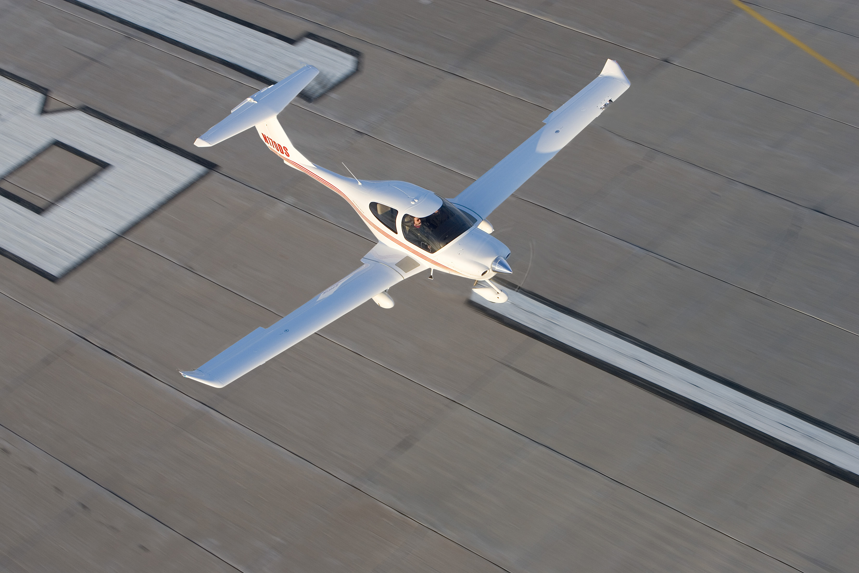 DA40 Series – Airborne innovation - Diamond Aircraft Industries