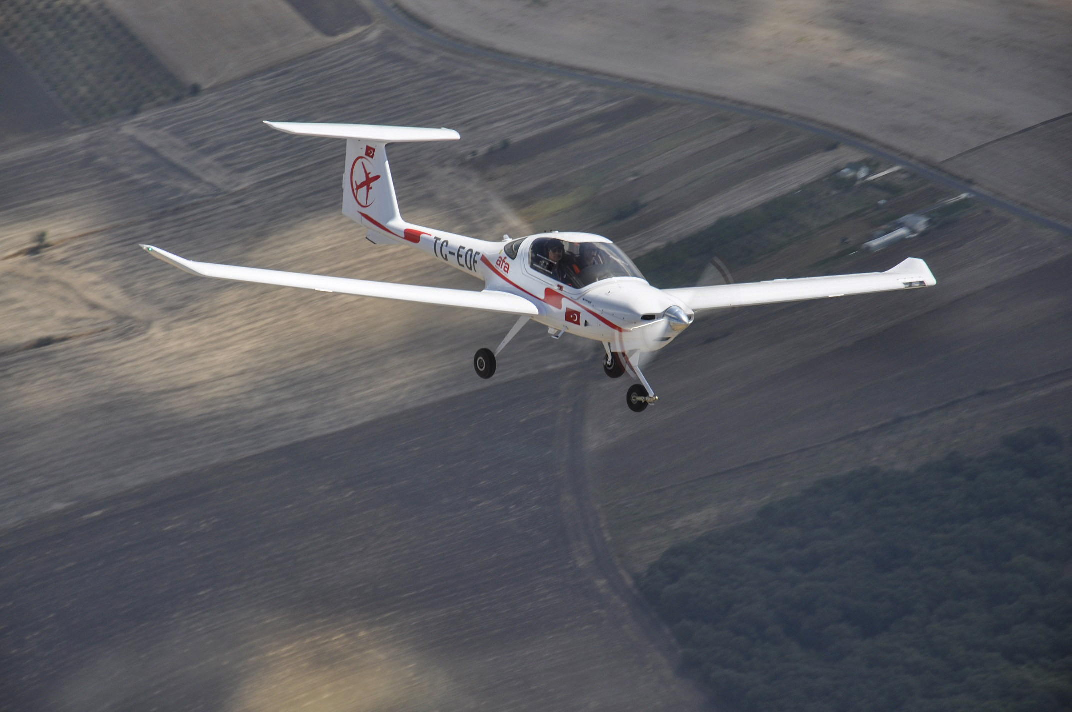 Flight School Solution - Diamond Aircraft Industries